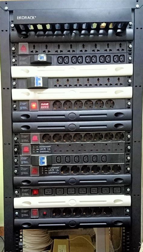 Thanh quản lý cáp ngang tủ rack 19 inches thép Phụ Kiện Thiết Bị