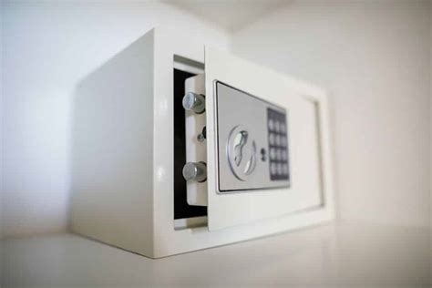 Comment Ouvrir Un Coffre Fort Armoire Plus