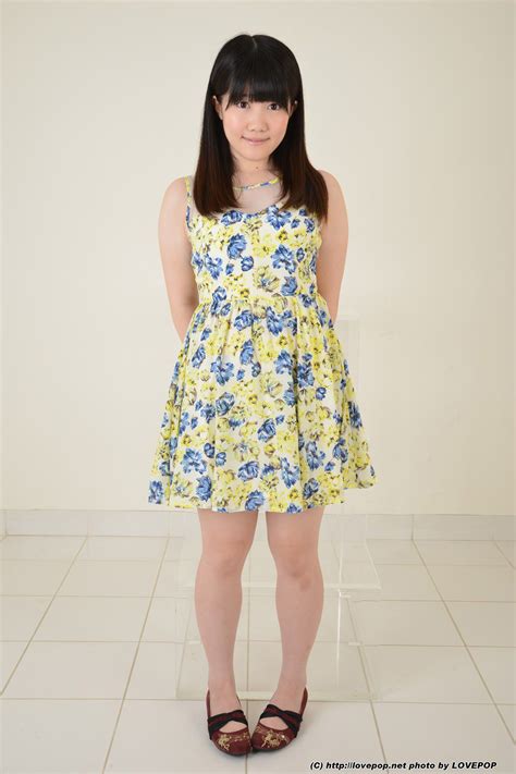 Lovepop Momo Watanabe Photoset