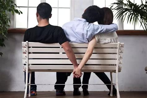 Cómo engañar a tu pareja sin que se dé cuenta Las claves