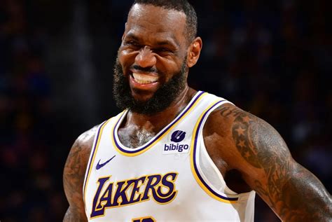 Lebron James Chega A Mil Pontos Na Nba Em Derrota Dos Lakers Para Os