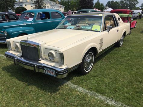 Car Show Outtake 1983 Lincoln Continental Mark VI Mark Of
