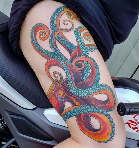 Pin Em Octopus Tattoos