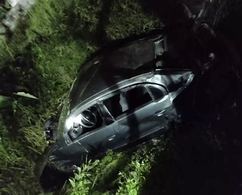 Motorista Morre Ap S Ser Ejetado De Carro Em Acidente De Tr Nsito Na Br