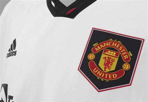 Camiseta Suplente Adidas Del Manchester United 2022 23