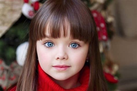 Veja como está a menina considerada mais linda do mundo Fatos