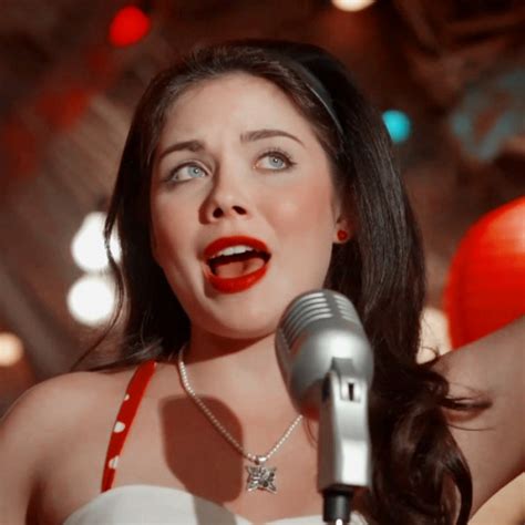 Grace Phipps Lela Falling For Ya