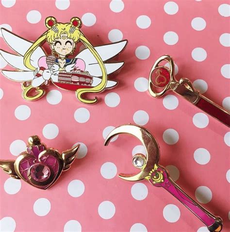 Sailor Moon Pin Munimorogobpe