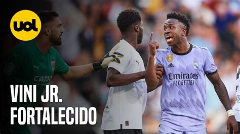 MAURO CEZAR PEREIRA VINICIUS JR VIROU UM SÍMBOLO DA LUTA CONTRA O