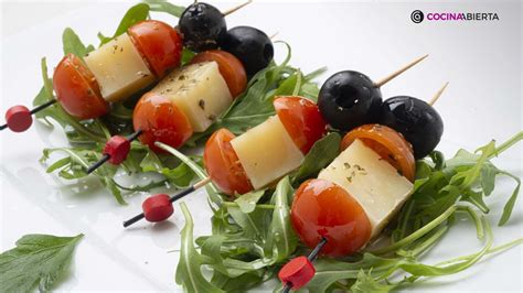 Brochetas de tomates cherry y queso por Karlos Arguiñano un aperitivo