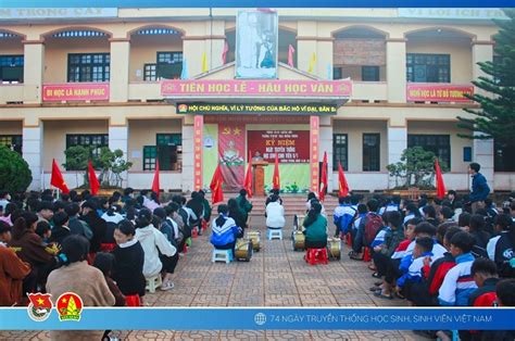 Quảng Trị Sôi nổi hoạt động kỷ niệm 74 năm ngày truyền thống học sinh