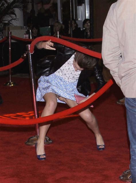 Emma Watson Nude Legs Spread Mega Porn Pics