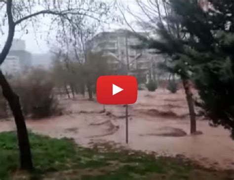 Meteo Cronaca Diretta Video Turchia Forti Piogge E Alluvioni Lampo