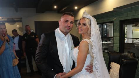 Galerie Rika Fane a její cesta Od SuperStar přes porno až po