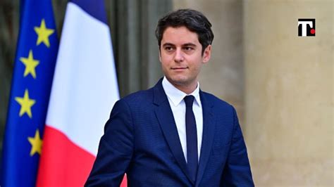 Gabriel Attal chi è il nuovo premier francese vita privata carriera