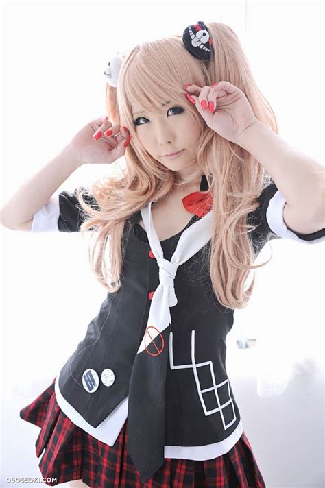 Haruka Danganronpa Junko Enoshima Naked Cosplay Asian 24 Photos
