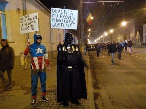 Peste 15 000 de oameni au protestat la Cluj împotriva grațierii și a