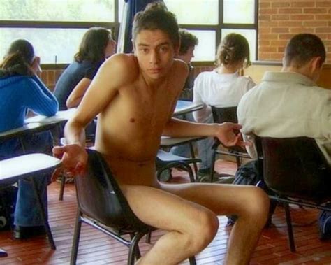 Public Nudity On Twitter Https T Co Km Jsbp Yk Twitter
