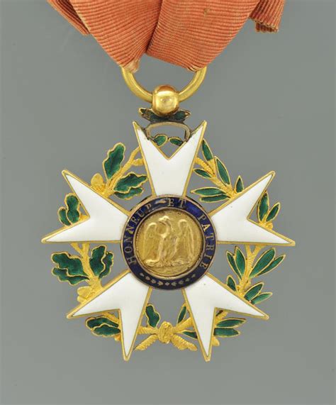 AIGLE D OR DE L ORDRE DE LA LÉGION D HONNEUR premier type grosse tête