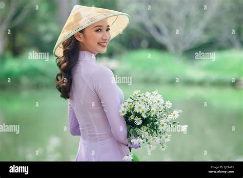 Ho Chi Minh Ville Viet Nam AO Dai Belle Fille En Costume