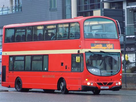 37675 1812 YJ08 RTX First West Yorkshire Volvo B9TL Wright Gemini On