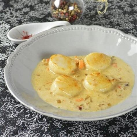 Noix de Saint Jacques poêlées à la crème de safran Lolibox Recettes