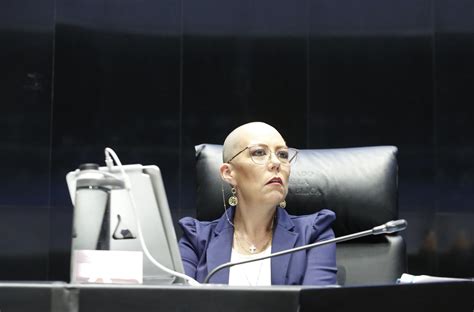 Senadora Alejandra Reynoso Sánchez durante la sesión ordinaria PAN