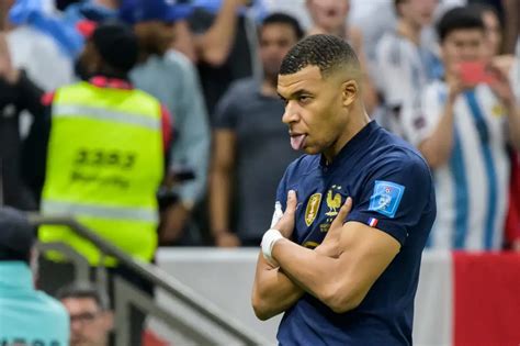 Le Xournal Mbappé va protéger sa marque sa célébration et ses
