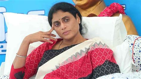 YS Sharmila Likely To Join Congress On Jan 4 INDToday