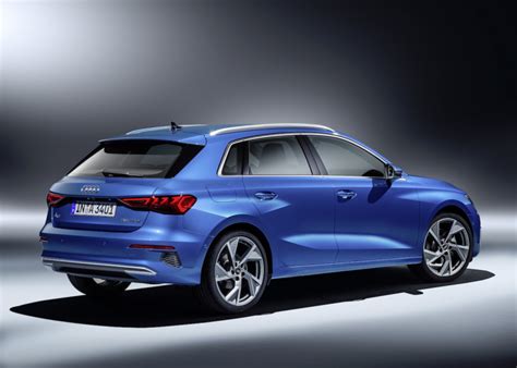 Audi A3 Sportback 画像4代目の新型Audi A3 Sportbackがデビューまずは3つのエンジンから市場投入新車