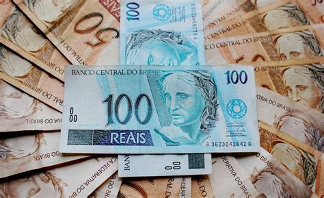 PIB segue projeção do FMI e Brasil se confirma como 9ª economia do