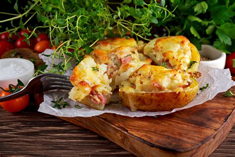 6 Recettes Rapides De Pommes De Terre Farcies Supertoinette