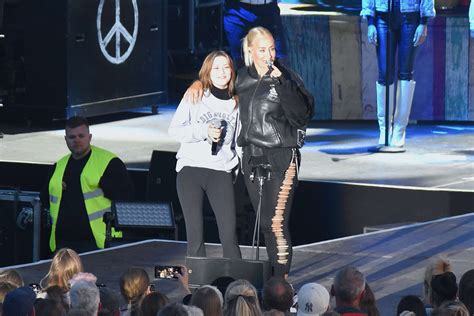 Sarah Connor Mit Tochter Summer Terenzi Auf Tour Sie Schreibt Schon