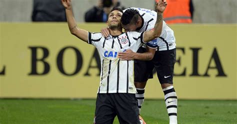Veja Fotos De Corinthians X Palmeiras Em Itaquera