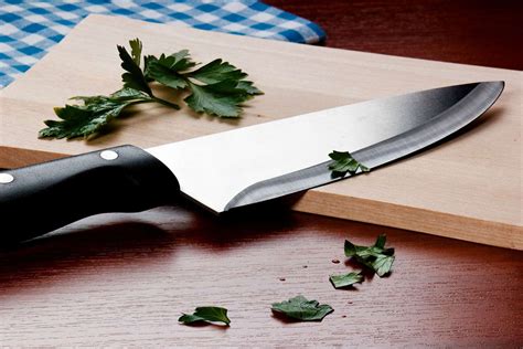 How To Sharpen A Knife
