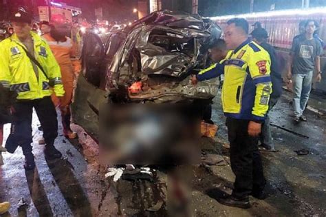 Kronologi Kecelakaan Maut Di Exit Tol Bawen Semarang Tewaskan Orang