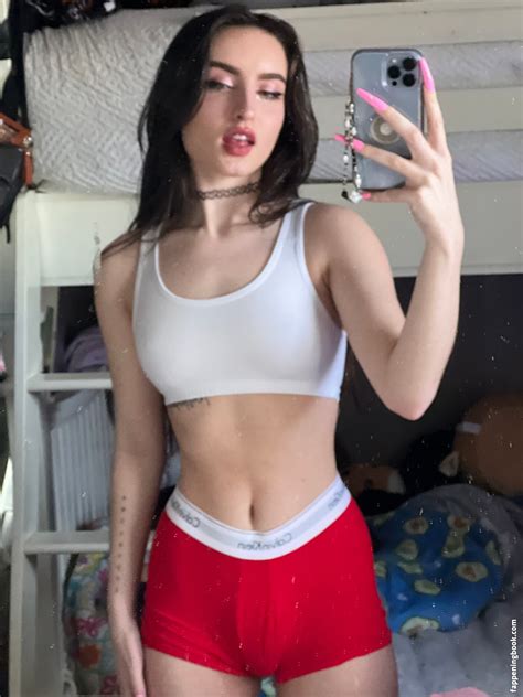 Beebee Asmr Weloveasmr Nude Onlyfans Leaks The Fappening Photo