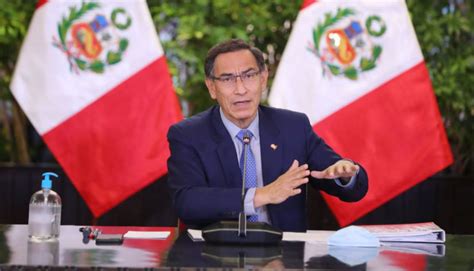 Martín Vizcarra convocó a elecciones generales para el 11 de abril de