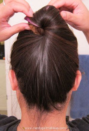 Easy Way To Put Up Long Hair Without Clips Bands Or Anything Tried It