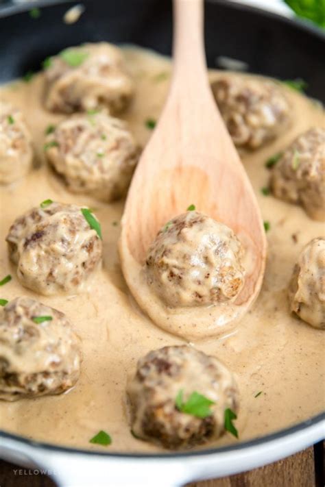 Swedish Meatballs With Sour Cream Gravy Ikea Copcat YellowBlissRoad