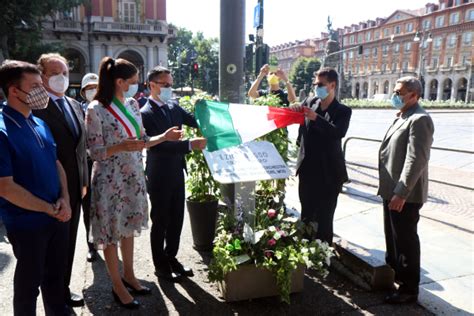 Intitolati A Ezio Bosso I Giardini Di Piazza Statuto TorinoClick