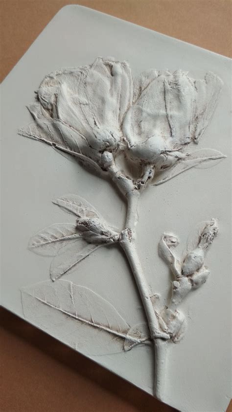 Bas Relief Art 2 Piece Wall Art Plaster Decor Flower Relief Monochrome