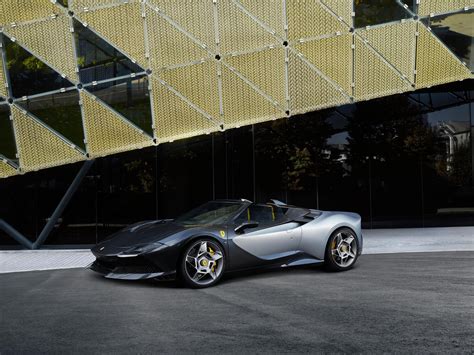 Ferrari SP 8 Is De Nieuwste One Off Roadster Uit Maranello MS