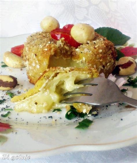 Camembert smażony w panierce orzechowo sezamowej Di bloguje
