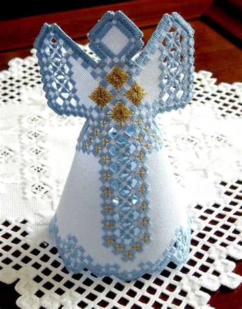 Un Petit H A L A Vous Dirait Broderies Et Autres