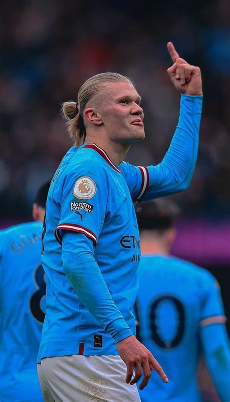 Erling Haaland Manchester City Fútbol Wallpaper By livlivliv