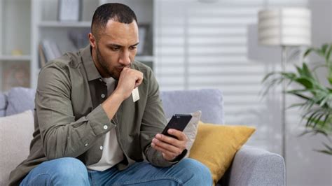 Qué significa que una mujer no te contesta los mensajes según la