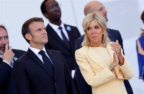 Emmanuel et Brigitte Macron à Brégançon pourquoi leurs baignades ont