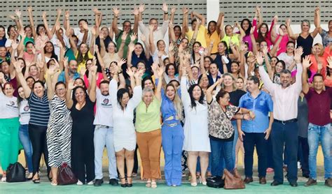 Prefeita Karla Pimentel Sanciona Novo Pccr Da Educa O De Conde E