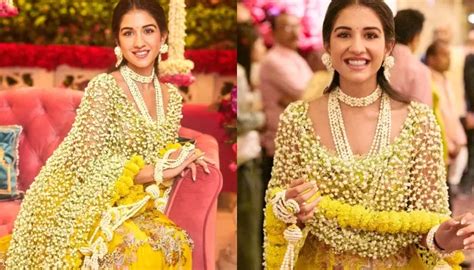 Radhika Merchant Picks Real Phoolon Ka Dupatta For Haldi Ceremony